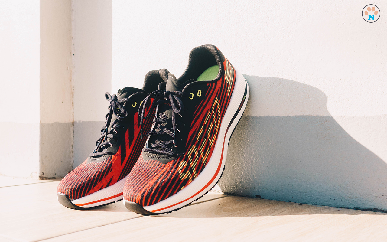 Skechers Razor 4 หนูทดลองโฟม Hyper Burst Pro